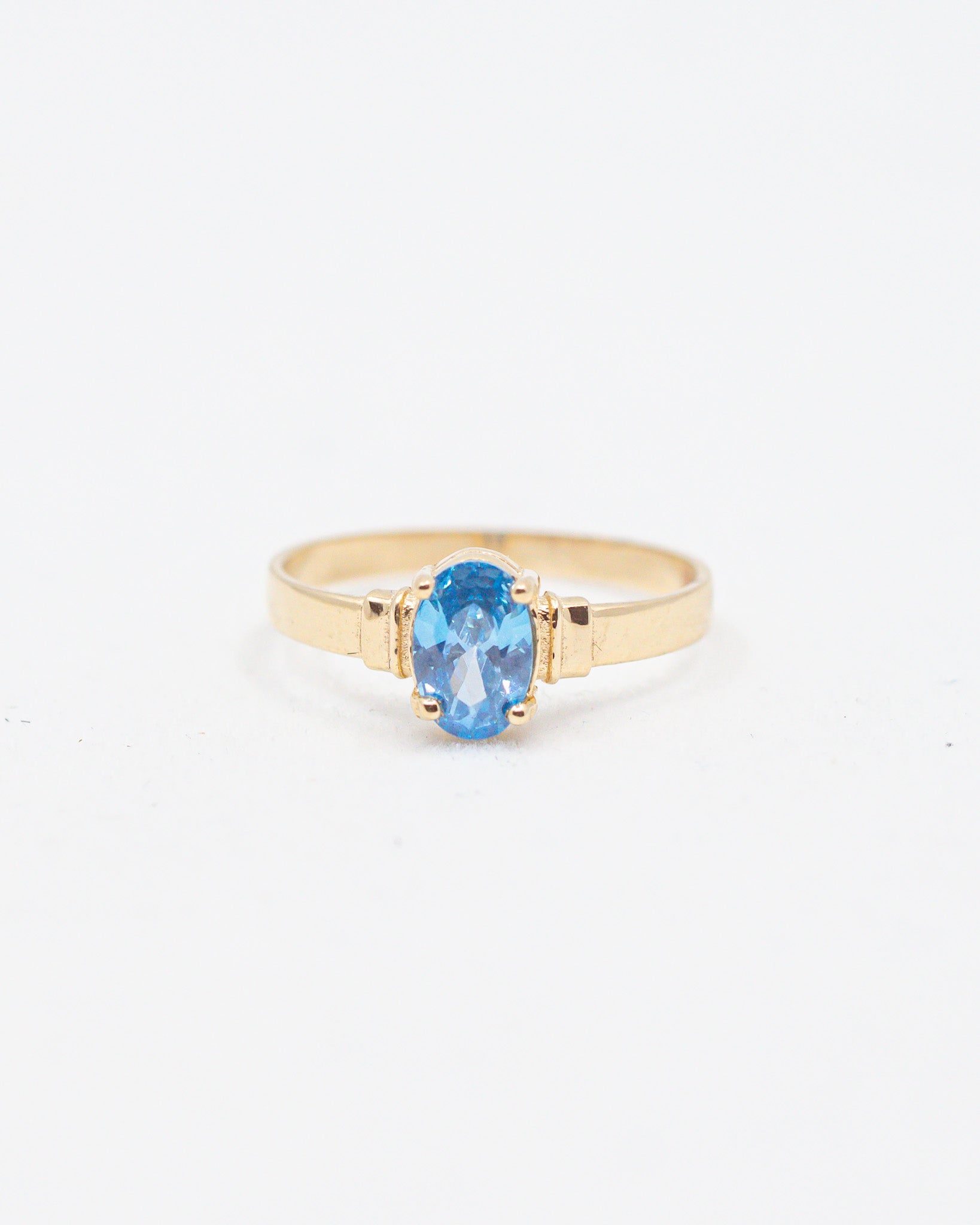 Blue Oval Kids Ring 14K Gold / CZ – Joyerias El Ruby